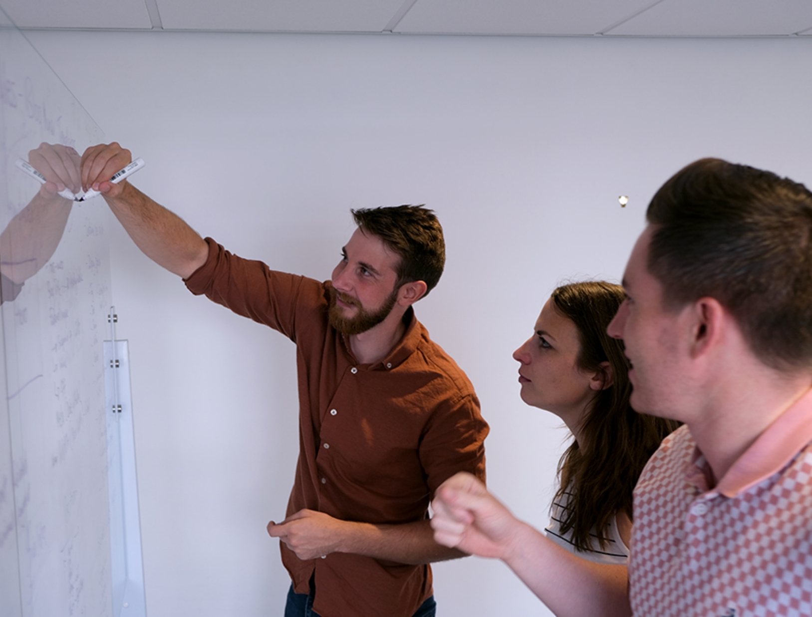 B2B HubSpot Partner | Deeply Digital